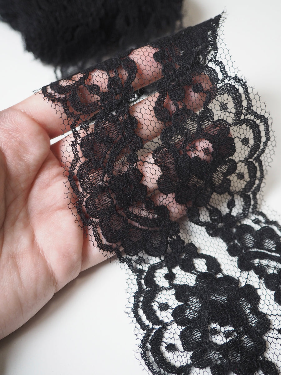 Black Floral Double Scallop Lace Trim 10cm – The New Craft House