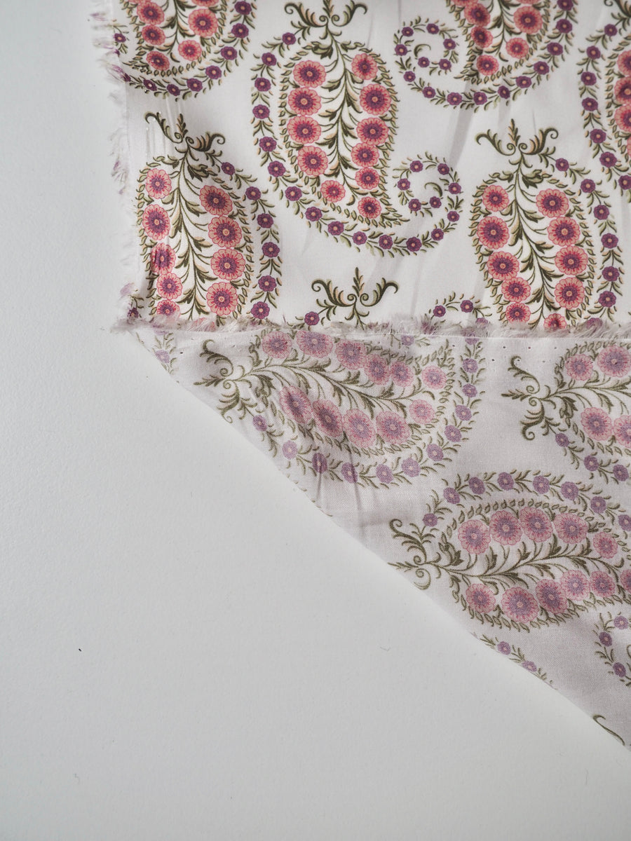 Liberty Pepper Paisley Tana Cotton Lawn – The New Craft House