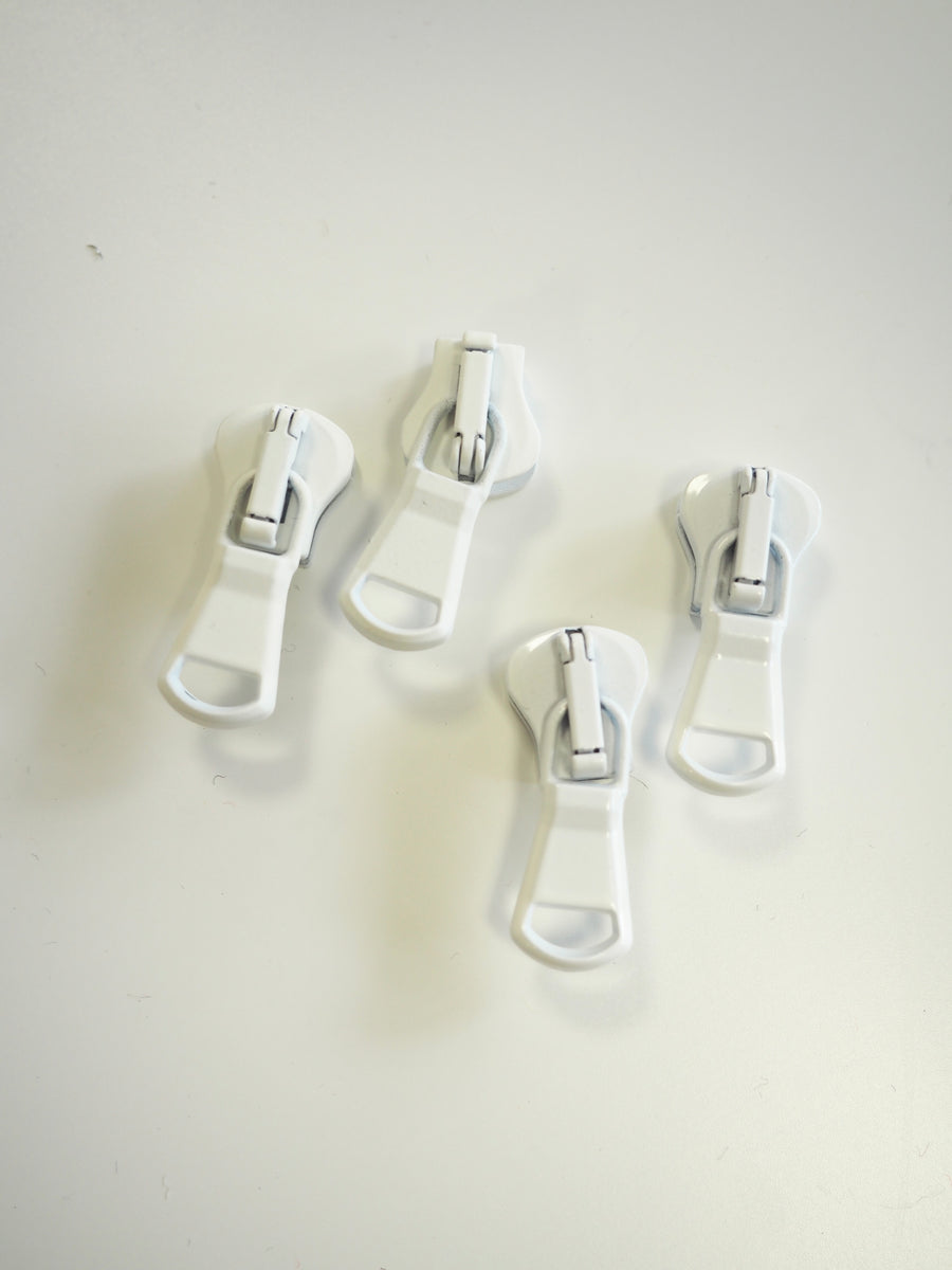 Lampo White Zipper Pull – The New Craft House