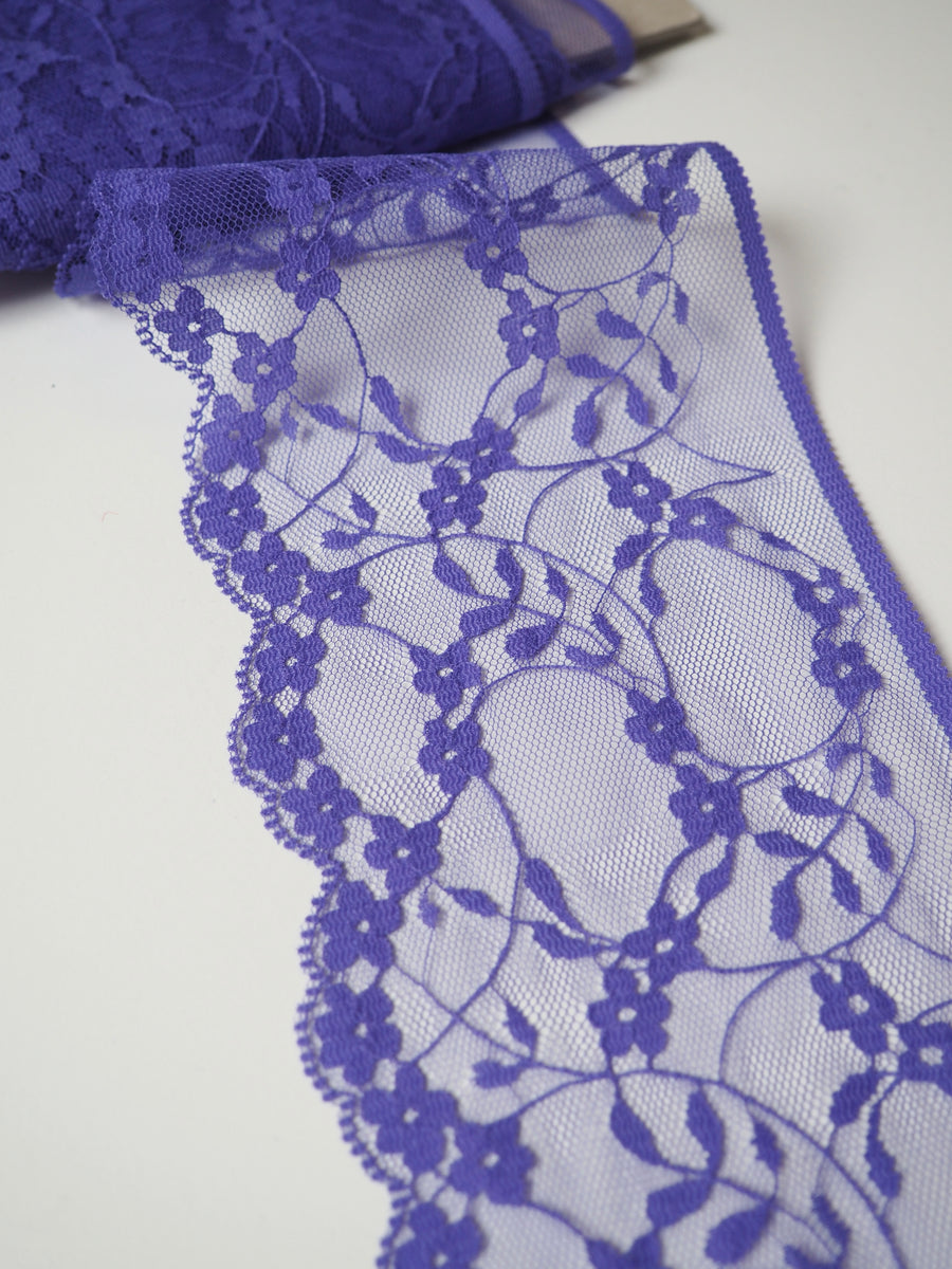 Violet Trailing Flower Scallop Lace Trim 10cm – The New Craft House