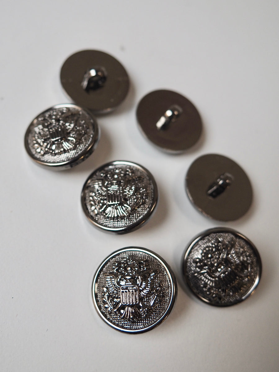 Gunmetal Military Plastic Shank Buttons 21mm/34L – The New Craft House